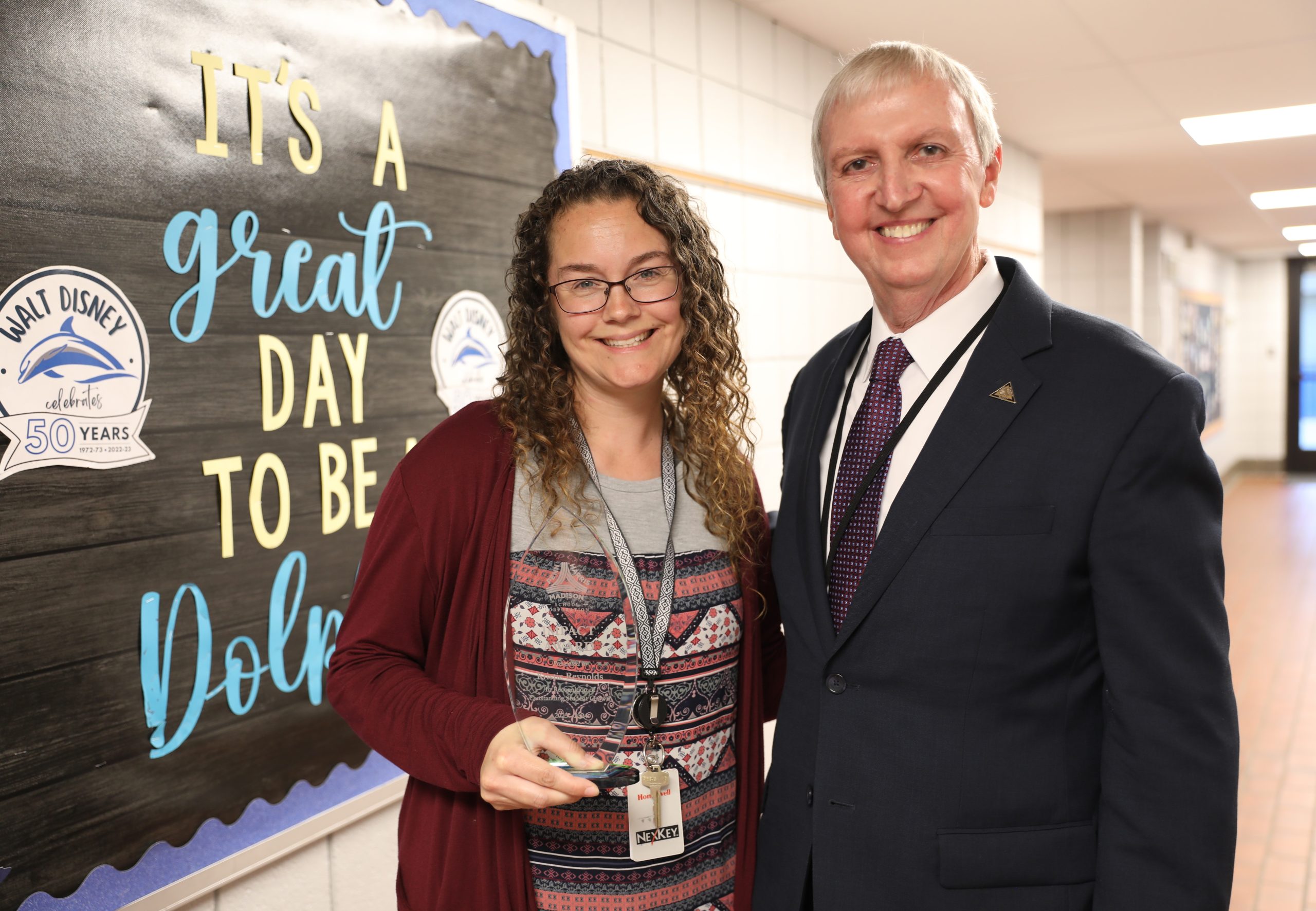 Mrs. Reynolds wins PHM Impact Award - Walt Disney Elementary School