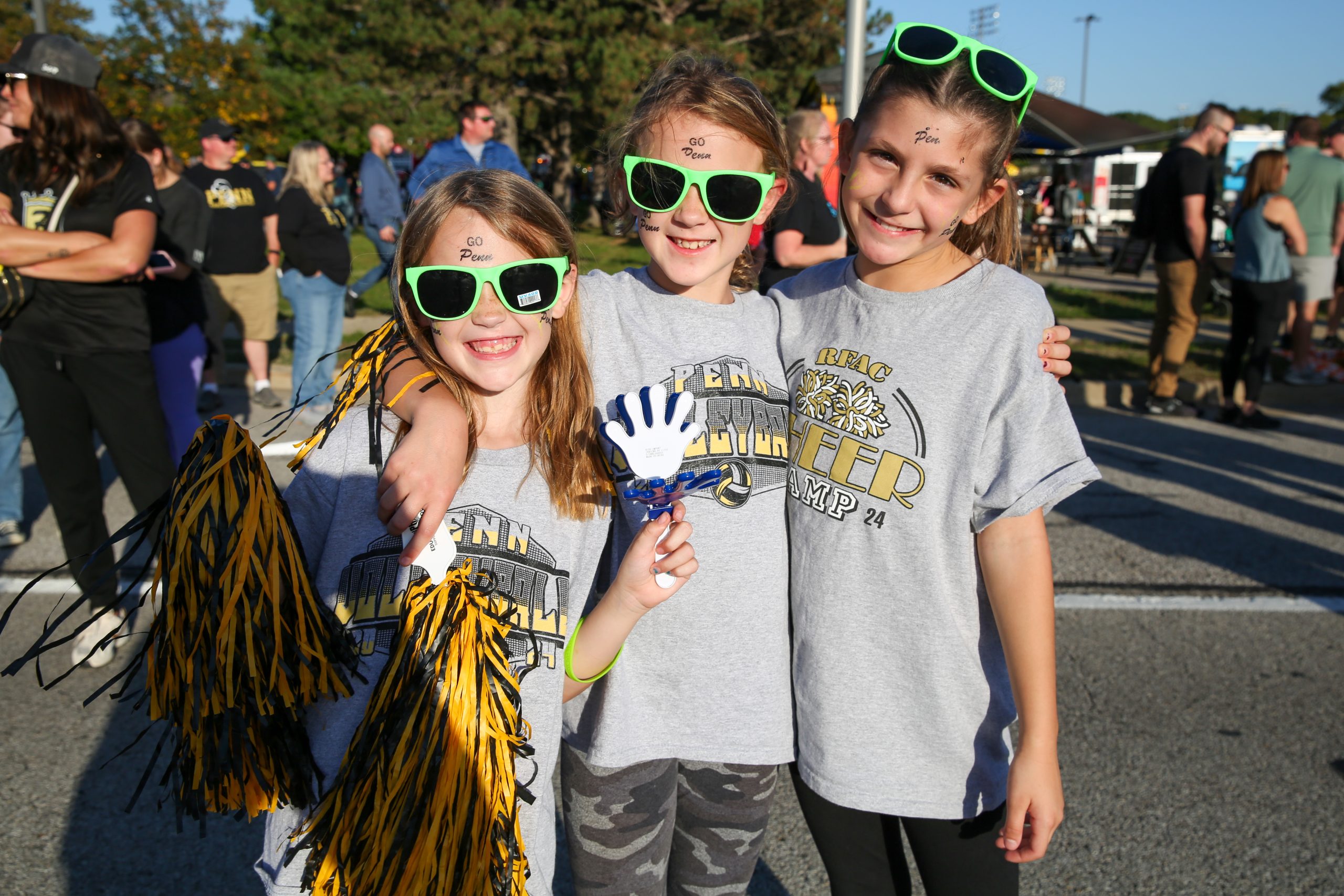 Penn Homecoming Parade Spectators 10-4-24 (18) - Walt Disney Elementary ...